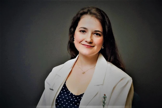 Lydia joins the lab as a PhD student | Fadok Lab